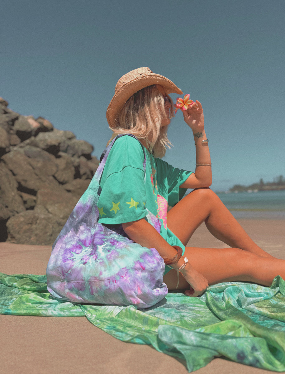 Beach Sacks – Only Lovers Left